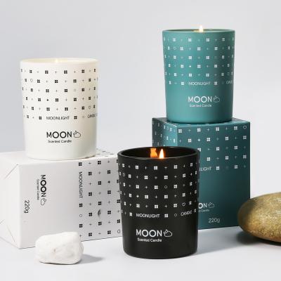 Cina L'aromaterapia che non dà fumo della cera della soia di nozze della CASA dell'AROMA di madre del giorno di fragranza nordica di lusso su ordinazione della luna ha sentito la candela in vetro in vendita