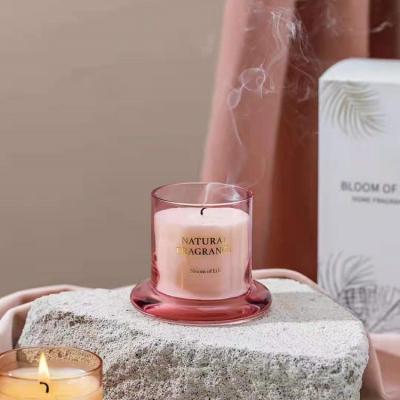 Cina Cera su ordinazione di dimensione di Rose Amber Ebony Fresh Spring Cream Coffee dell'etichetta delle azione la grande ha sentito le candele in barattolo con il coperchio di Bell in vendita