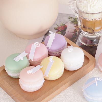 China Vela de Mini Soy Wax Macaron Handmade do aroma do fruto da marca própria para o banheiro à venda