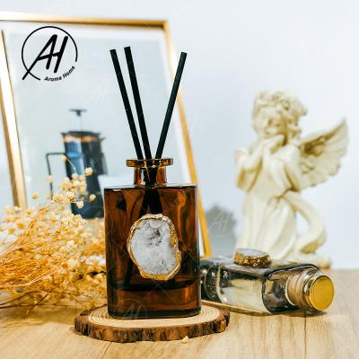 China Amber Grey Glass Bottle Crystal Fragrance Reed Diffuser che non dà fumo 180ML per la casa for sale