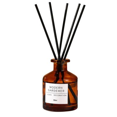 Cina Il vetro su misura imbottiglia l'hotel domestico della decorazione sente Reed Diffuser 50ML in vendita