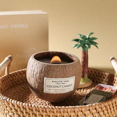 Cina Fragranze naturali per la camera da letto cera di soia guscio di cocco forma di ciotola candela profumata in vendita