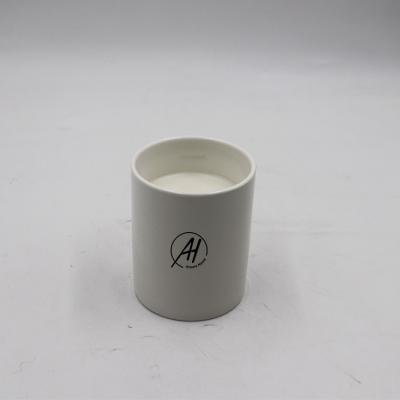 Cina La sensazione dell'aroma ha sentito la candela ceramica bianca con lo stoppino di legno in vendita