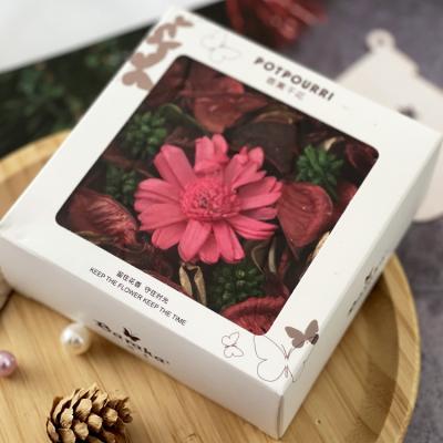 Cina L'OEM ha sentito Rose Petal Potpourri Dry Flower 110g per la primavera in vendita