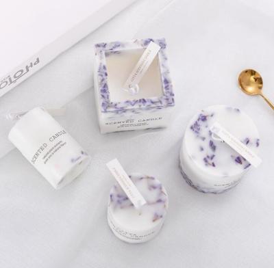 Cina I prodotti naturali dell'aroma dell'olio essenziale della lavanda hanno sentito le candele della colonna arrotondano e quadrato in vendita
