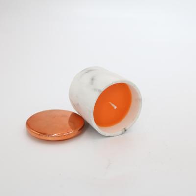 Cina L'OEM ha sentito la candela ceramica fatta a mano di marmo bianca per il Natale in vendita