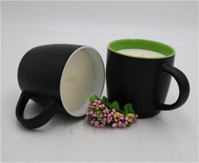 Cina Candela profumata della tazza di tè di Matte Black Ceramic Citronella Candle in vendita