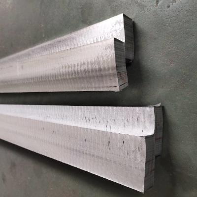 Cina Il centro di favo di alluminio spedito nella forma della striscia per i pannelli a sandwich in vendita