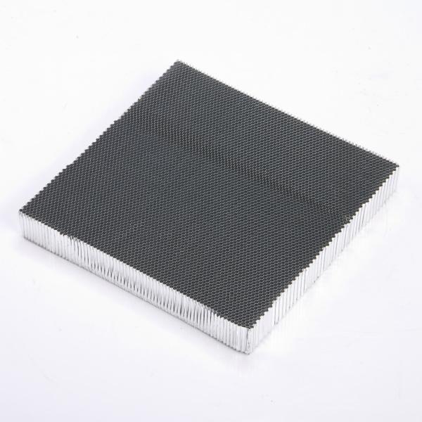 초소형 측면 길이가 0.6-2.5mm 3003 알루미늄 꿀집 코어 패널 마이크로 포러스
