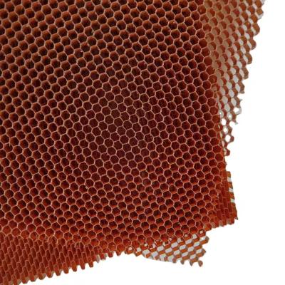 Cina Core di favo d'api di aramide flessibile a forma di fiore di prugna destinato all'aviazione in vendita