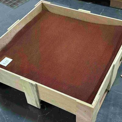 Cina Spessore 5,2 mm Densità 56 Nomex flessibile Core Honeycomb a forma di prugna Griglia perforata in vendita