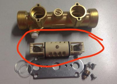 Cina Contatore per acqua ultrasonico di DN15 PN16 che alloggia con il sensore ceramico di pressione in vendita