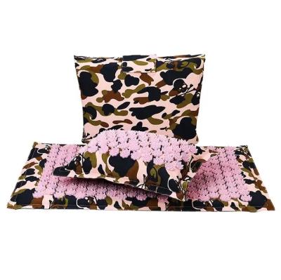 中国 Full Printed Cloth New Plastic Spikes Acupressure Mat and Pillow Set for Massage 販売のため