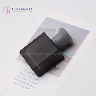 China Magnetic Silver Perfume Bottle Caps For Perfume Packaging for sale