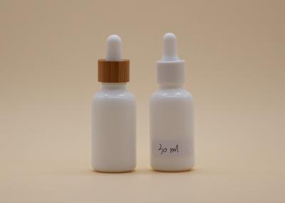 China Smooth Texture Essential Oil Dropper Bottles , Glass Bottles With Dropper Caps for sale
