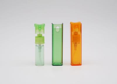Cina Bottiglia di plastica dell'atomizzatore del profumo di viaggio 10ml del quadrato arancio verde in vendita