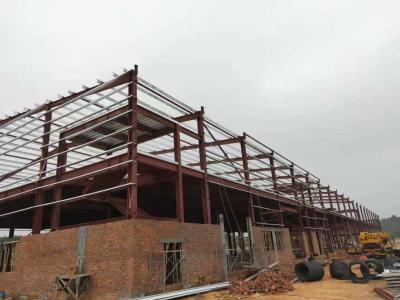 China De lange Bouw van de de Structuurworkshop van het Spanwijdte Duurzame Industriële Staal voor Efficiënte Productiestroom Te koop