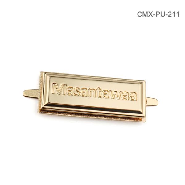 Quality Handbag Gold Metal Label Customized Size 2 Prong Label with Nickle-Free Material for sale
