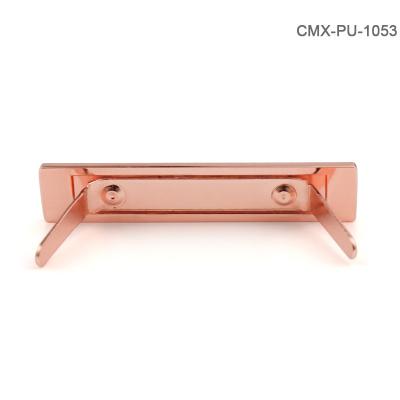 China Customized Engraved Logo In Metal Color Gold Rose Bag Label Ecofriendly Hardware à venda