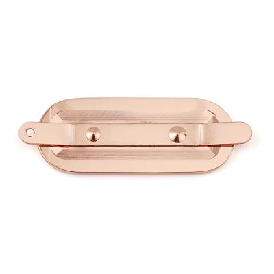 中国 Rose Gold Custom Logo Metal Label for Fashion Designer Handbags User-Friendly Design 販売のため