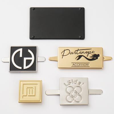 China Handbag Metal Plate Logo Design Gold Engraving Gunmetal Label Custom Tag for Clothing à venda