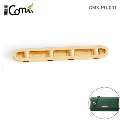 中国 Customized Engraved Logo Pendant Nickel-free Gold Plated Metal Jewelry Tag with Holes 販売のため