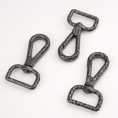 Cina 20mm Lanyard Hook Swivel Snap Hook Hardware 3/4 Inch Black Nickel Metal Bag Snap Hook Buckle in vendita