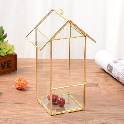 China Golden House-Shaped Glass Geometric Terrarium for Gifts/Decoration/Flowerpot for sale