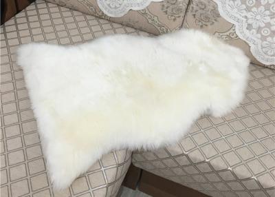 Cina Quattro coperte genuine della pelle di pecora del cuoio, coperta domestica naturale crema bianca della pelle di pecora  in vendita