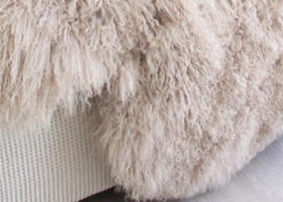 China Hypoallergenic de pouco peso do tapete da pele de carneiro do Mongolian das polegadas *72 do bege 45 para a matéria têxtil home à venda