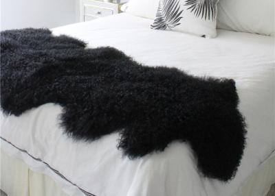 Cina Una coperta simile a pelliccia bianca di 120 X150cm lungamente per la camera da letto, coperta molle riccia lunga del tiro in vendita