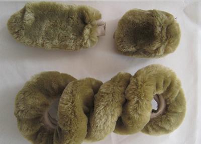 Cina Coperture lanuginose del volante dell'automobile di anti inverno caldo di slittamento con pelo molle in vendita