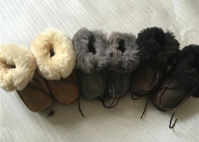 Cina 100% bottini reali 15cm fatti a mano del bambino della lana della pelle di pecora per all'aperto in vendita