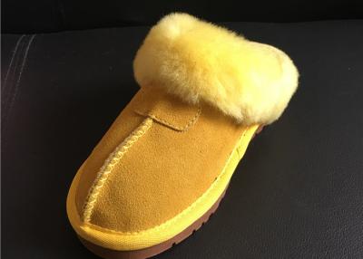 Cina Pantofole della Camera della pelle di pecora della pelle scamosciata della mucca delle donne di inverno delle pantofole della pelle di pecora della pelle scamosciata di Tan in vendita