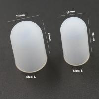 China Transparent Reusable Silicone Finger Sleeves Size 19x36mm 23x36mm Multipurpose Durable for sale