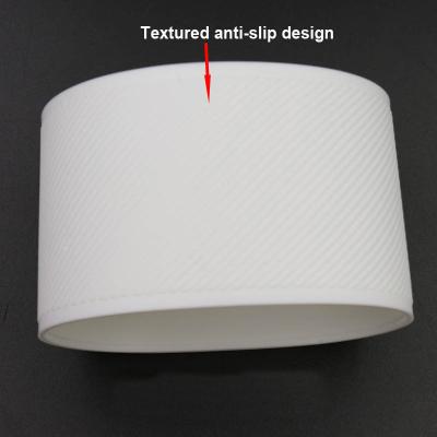 Cina Custodia per forniture in gomma siliconica antiscivolo OEM portatile per bottiglia d'acqua in vendita