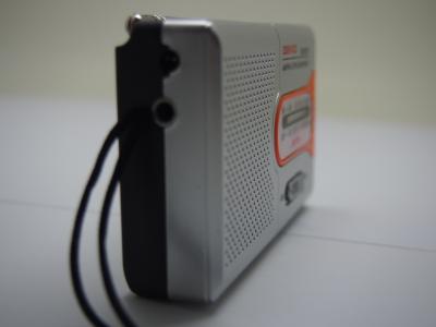 Cina Batteria AA Portatile AM ​​FM Radio 530-1600KHz Fm Frequenza 88 - 108MHz in vendita