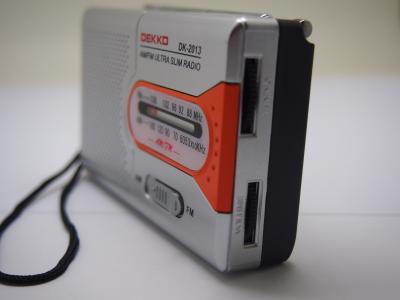 Cina Batteria AA Portatile AM ​​FM Radio 530-1600KHz Fm Frequenza 88 - 108MHz in vendita
