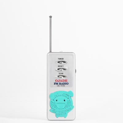 Cina Autoscanno altoparlante FM Radio FM 88-108MHz Batteria con torcia in vendita
