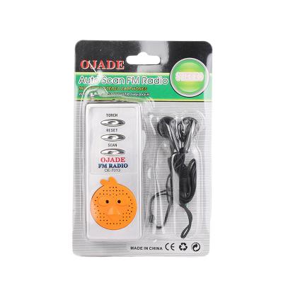 Cina ABS Handheld FM 88-108 MHz gamma di frequenza FM Auto Scan Radio supporto OEM ODM in vendita