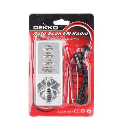 Cina 88-108 MHz Supporto Mini Pocket Radio OEM Auto Scan Radio FM Frequenza in vendita