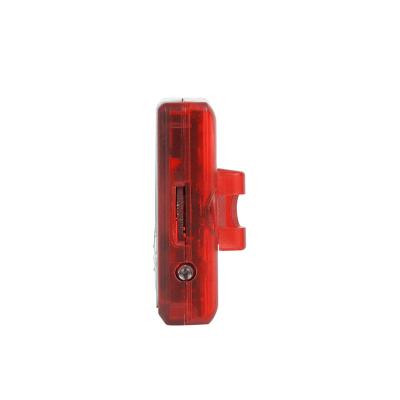Cina Mini Pocket Design Cute Radio FM con interfaccia Jack da 3,5 mm in vendita