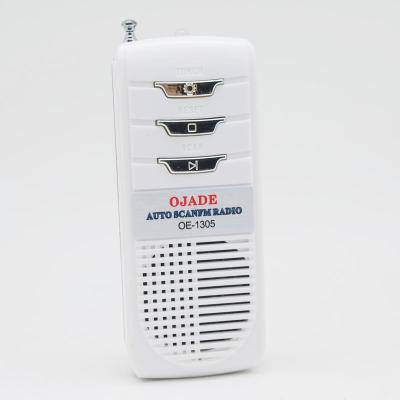 Cina Radio portatile FM OE-1305 con altoparlante integrato OEM per la promozione in vendita