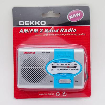 Cina Situazioni di emergenza Radio stereo portatile AM FM Supporto per cuffie Frequenza di ascolto FM88-108MHz AM530-1600KHz in vendita