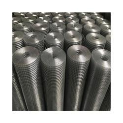 China Welded Galvanized Wire Mesh Panels For Construction for sale
