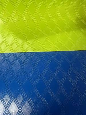 Cina Tessuto teso decorativo rivestito in PVC, larghezza 140 cm, con motivo in rilievo in vendita