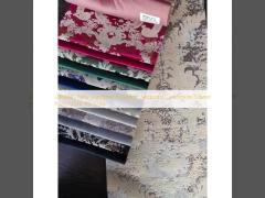Tessuto di poliestere Jacquard con stampa a base di fiori personalizzata Tessuto di sofà di velluto