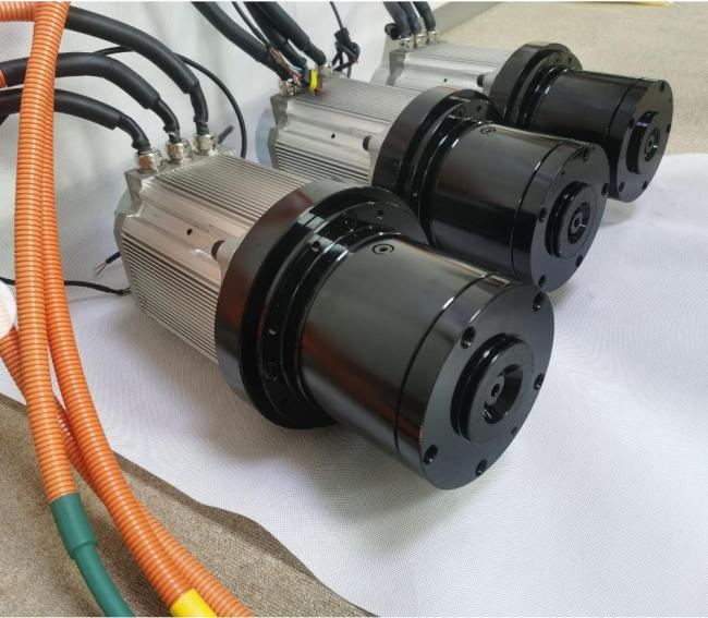 High Power Electric Motor and High Performance Gearbox of Lifting Platform