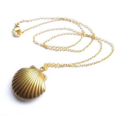China Interchangeable Beautiful Girls Yellow Gold Shell Locket Peandnt Necklace for sale