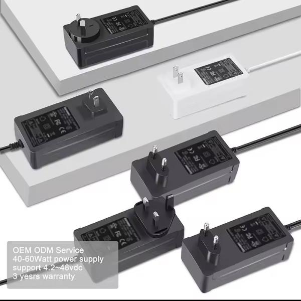 Quality RoHS Certified Ac To Dc Wall Charger Portable 2000mA Output Current Customised for sale